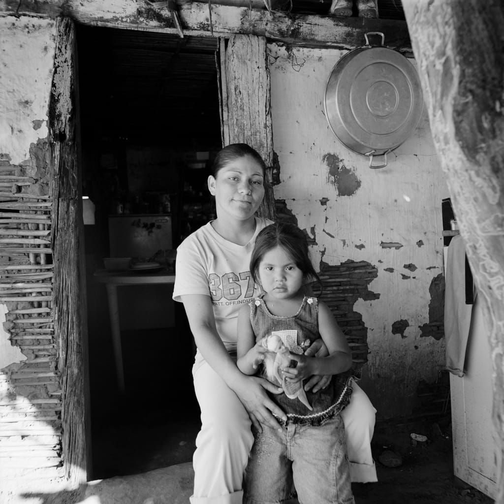 Emily Matyas: Sol Y Tierra – Daylight Books